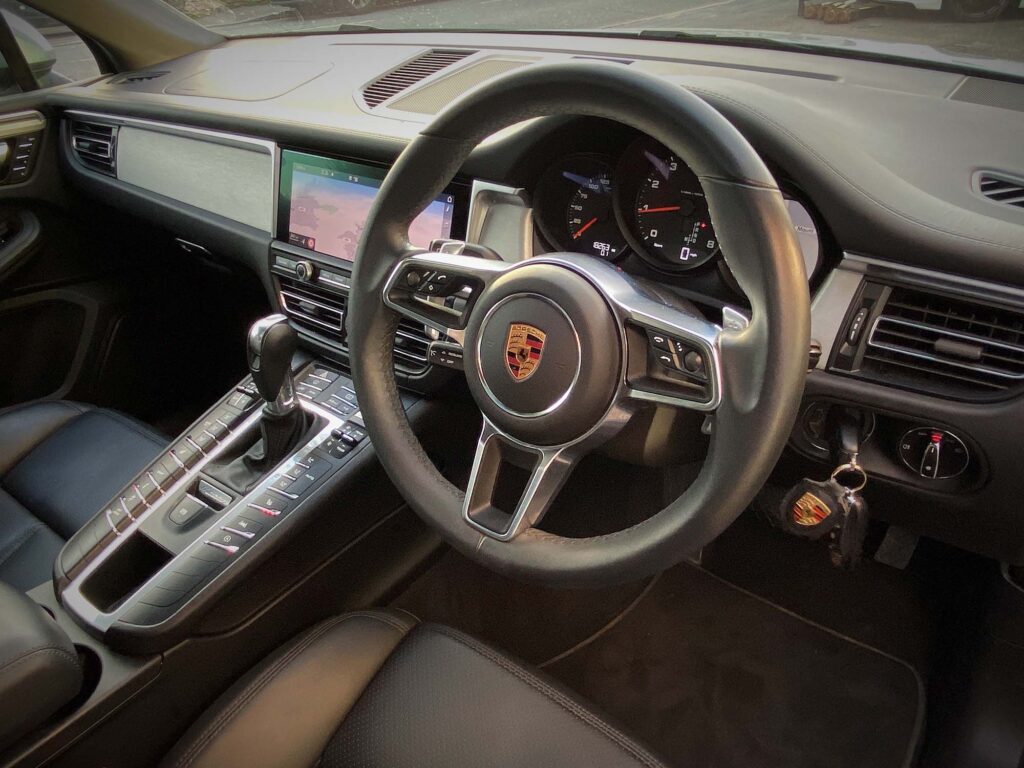 Servicing - Cridfords Porsche Independent Specialists
